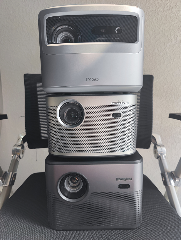 2022年5000元档家用旗舰投影对比评测：极米H3S/坚果J10S/当贝F5！ - 知乎