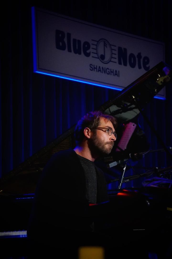 Little Big：如小如大，汇河为海（与爵士钢琴家Aaron Parks在Blue Note Shanghai后台的访谈） - 知乎