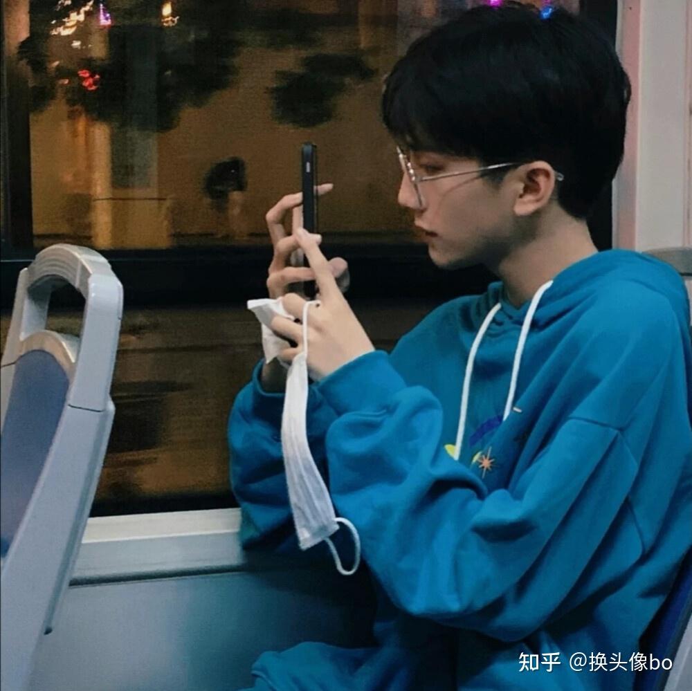 蓝色系男头像? - 知乎