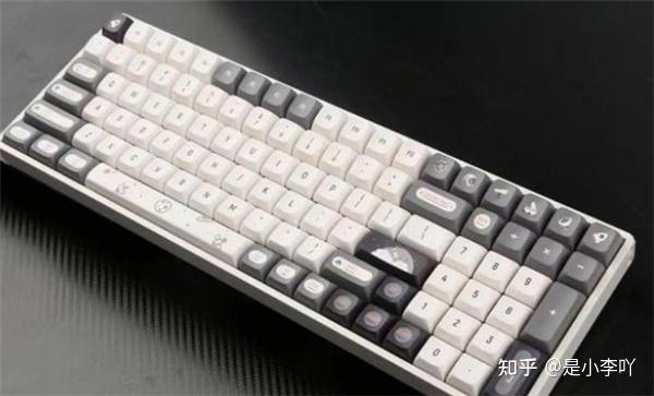 IQUNIX F97机械键盘评测：可玩性非常出色 - 知乎