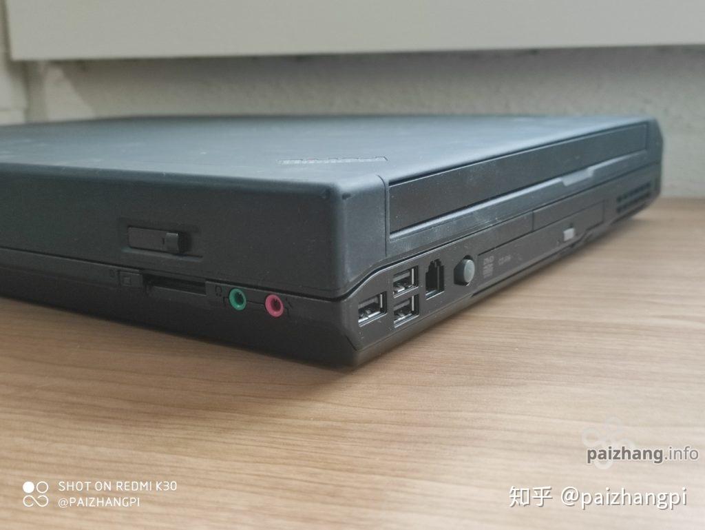 昙花一现的双屏旗舰笔记本，ThinkPad W700ds体验 - 知乎