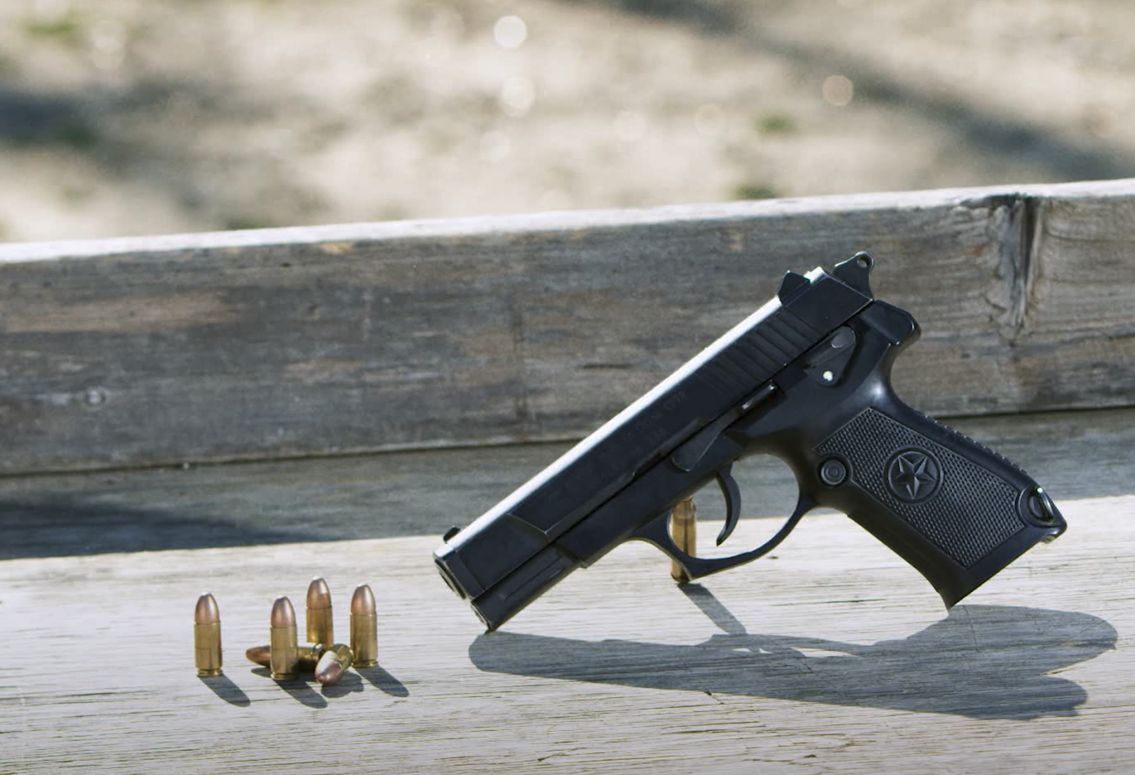 理性点评QSZ-92式手枪 - 知乎