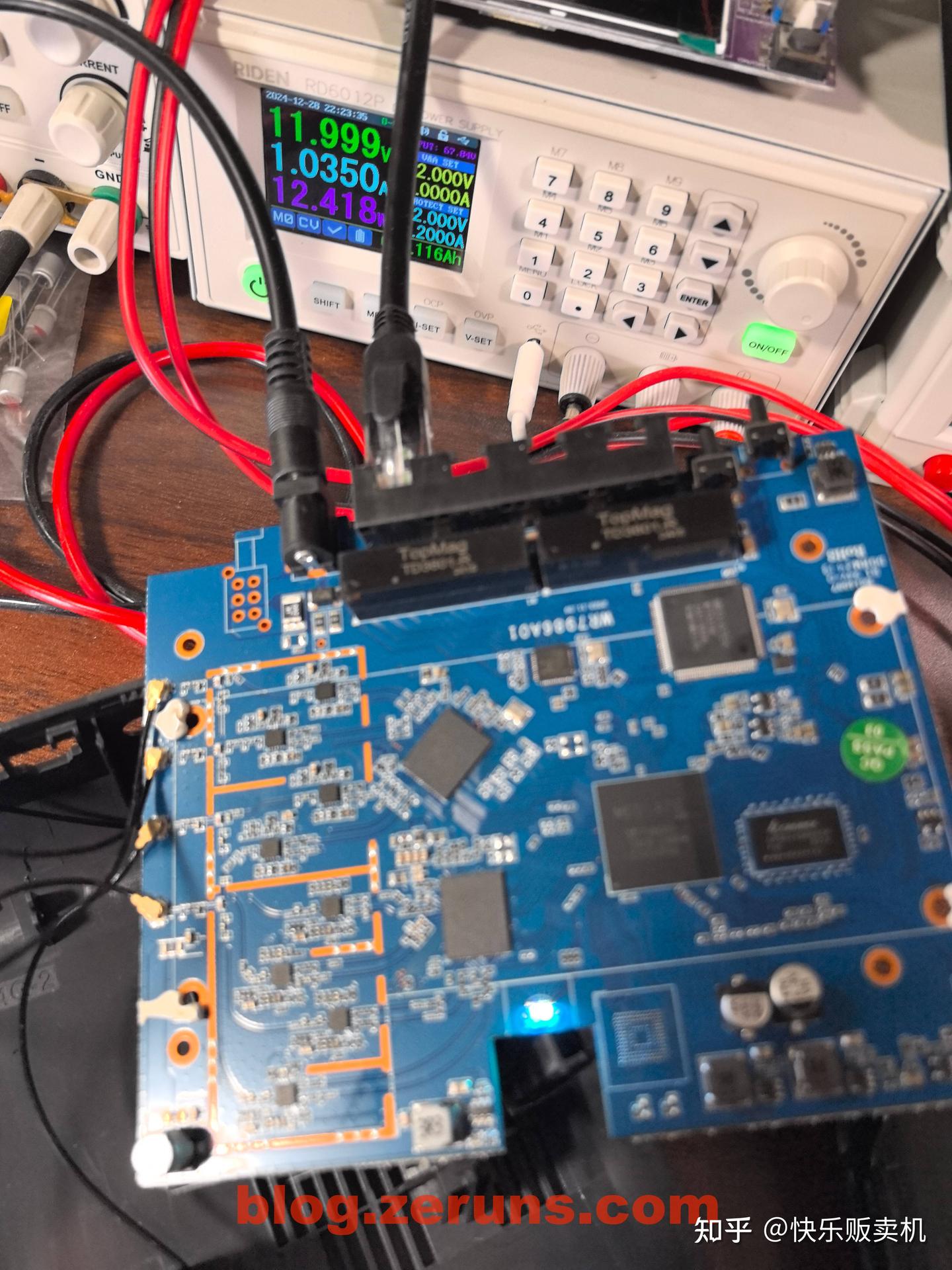 爱快 IK-Q6000 WiFi6无线路由器 简单开箱评测和拆解