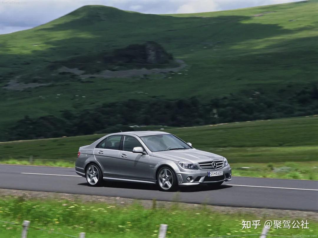 20万就能买V8？拿来吧你！ - 知乎