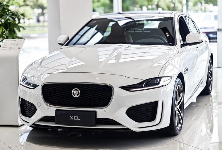 捷豹XEL这种后驱车只要15.98万了？曾经高攀不起的捷豹大降价 - 知乎