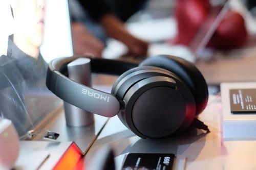 【ZHiFi体验会】1MORE展台展出众多人气产品 - 知乎