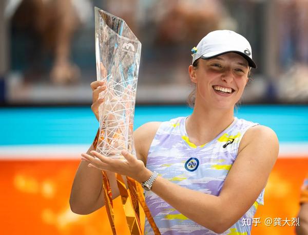 翻译：No.1斯娃：送给美网亚军小费2根油条，分享WTA1000迪拜速胜密码 - 知乎