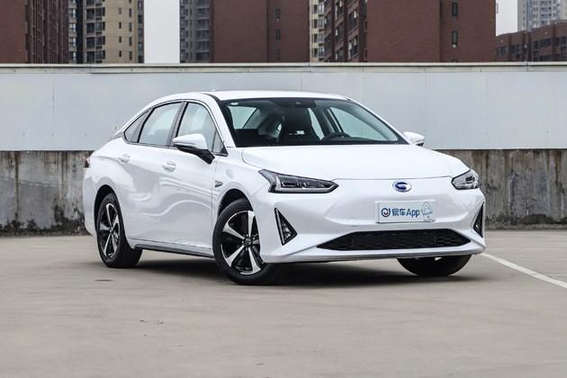 “易”起进店探底价 广汽丰田iA5 12.63万开回家 - 知乎