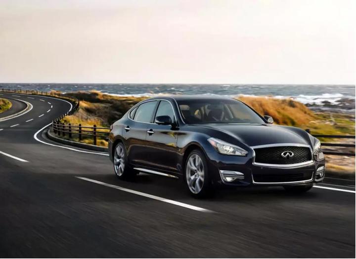 换装2.0T发动机并支持国六标准！英菲尼迪Q70L简评 - 知乎