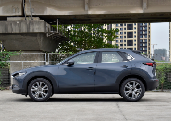 XRV的对头来了，长安马自达CX-30来势汹汹 - 知乎