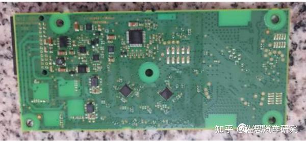 全球首创：通用Ultium无线电池管理系统BMS拆解 - 知乎