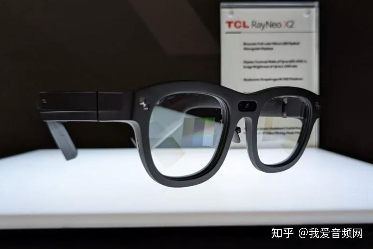 雷鸟X2 AR眼镜首度亮相CES 2023 双目全彩Micro-LED光波导显示 - 知乎