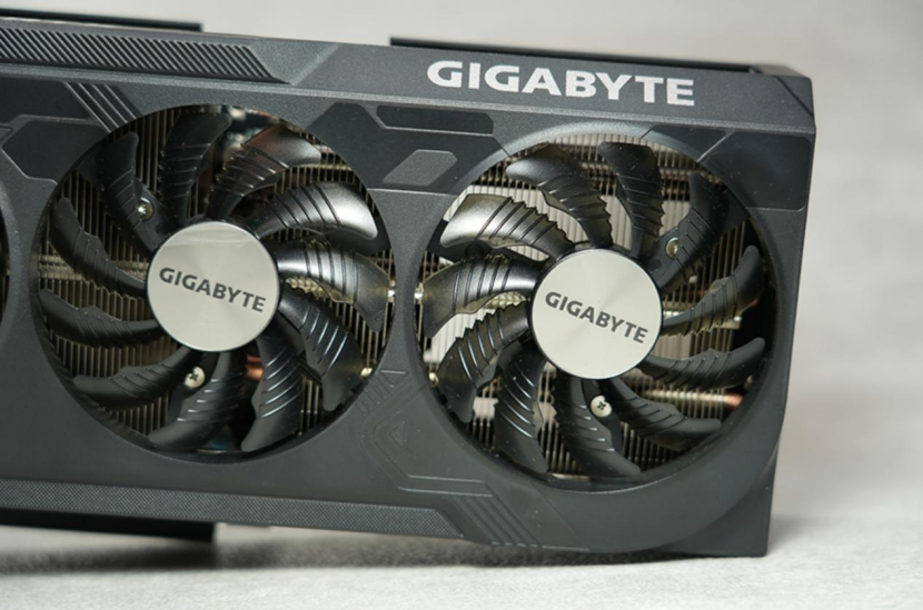 平价款RTX 4070显卡：技嘉RTX 4070 WINDFORCE OC 12G评测 - 知乎