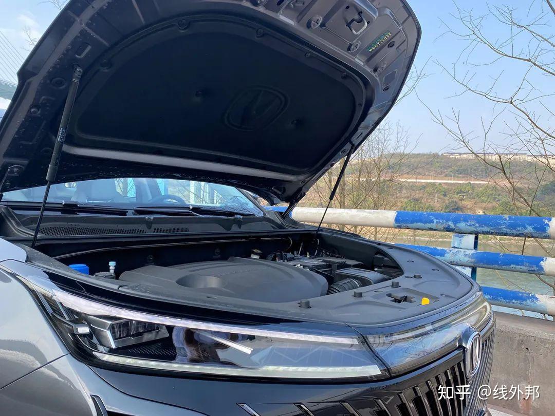 暴力实锤第二代CS75PLUS：2.0T+8AT，随便踩踩7.7s破百 - 知乎