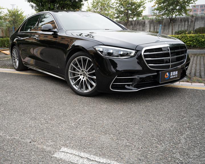 奔驰S450 4matic豪华不止于此，升级五线谱钢琴漆桃木8件套 - 知乎