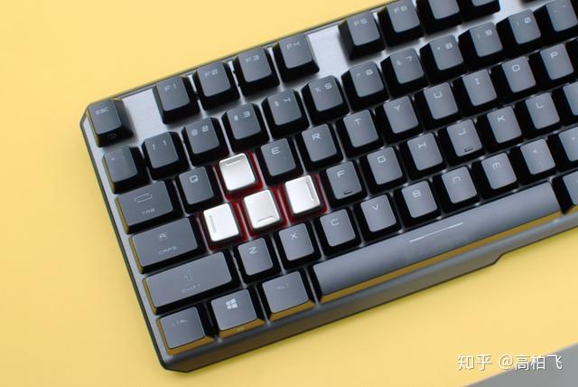 4个豪华金属透光键帽，血色激情灯效：MSI龙族Vigor GK60电竞键盘 - 知乎