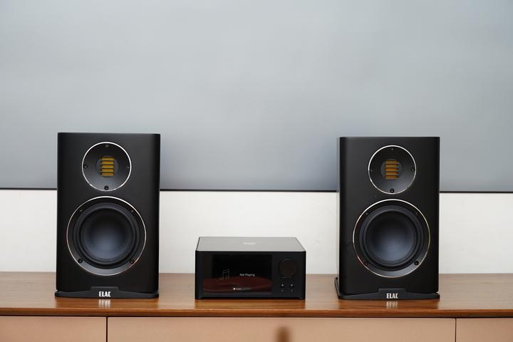 万元无源HiFi音箱有什么不同？意力ELAC BS243.4音箱+NAD C700功放试听体验 - 知乎