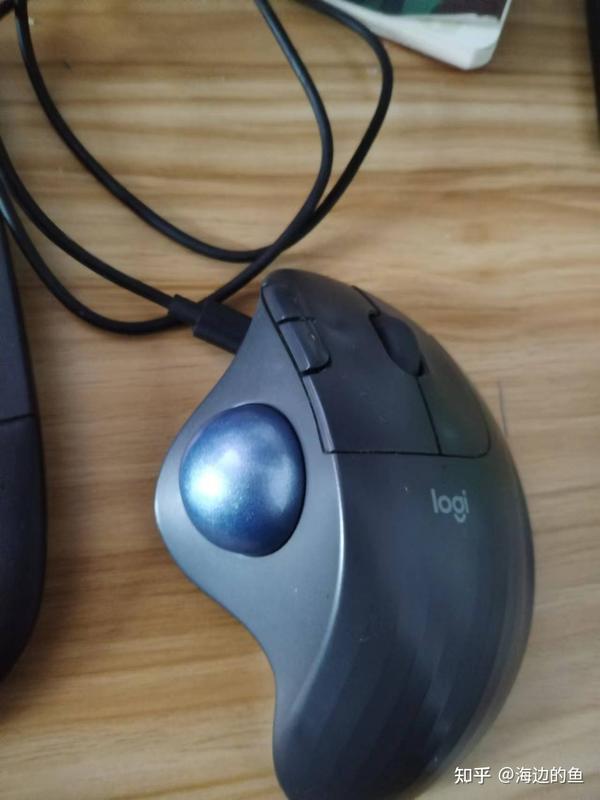 罗技M575轨迹球鼠标换微动+改装锂电池 - 知乎