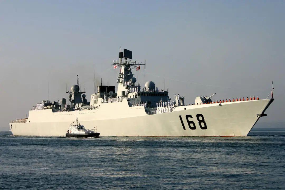 从052A，052B，052C发展到052D，这四型驱逐舰都有依次哪些性能进步？ - 知乎