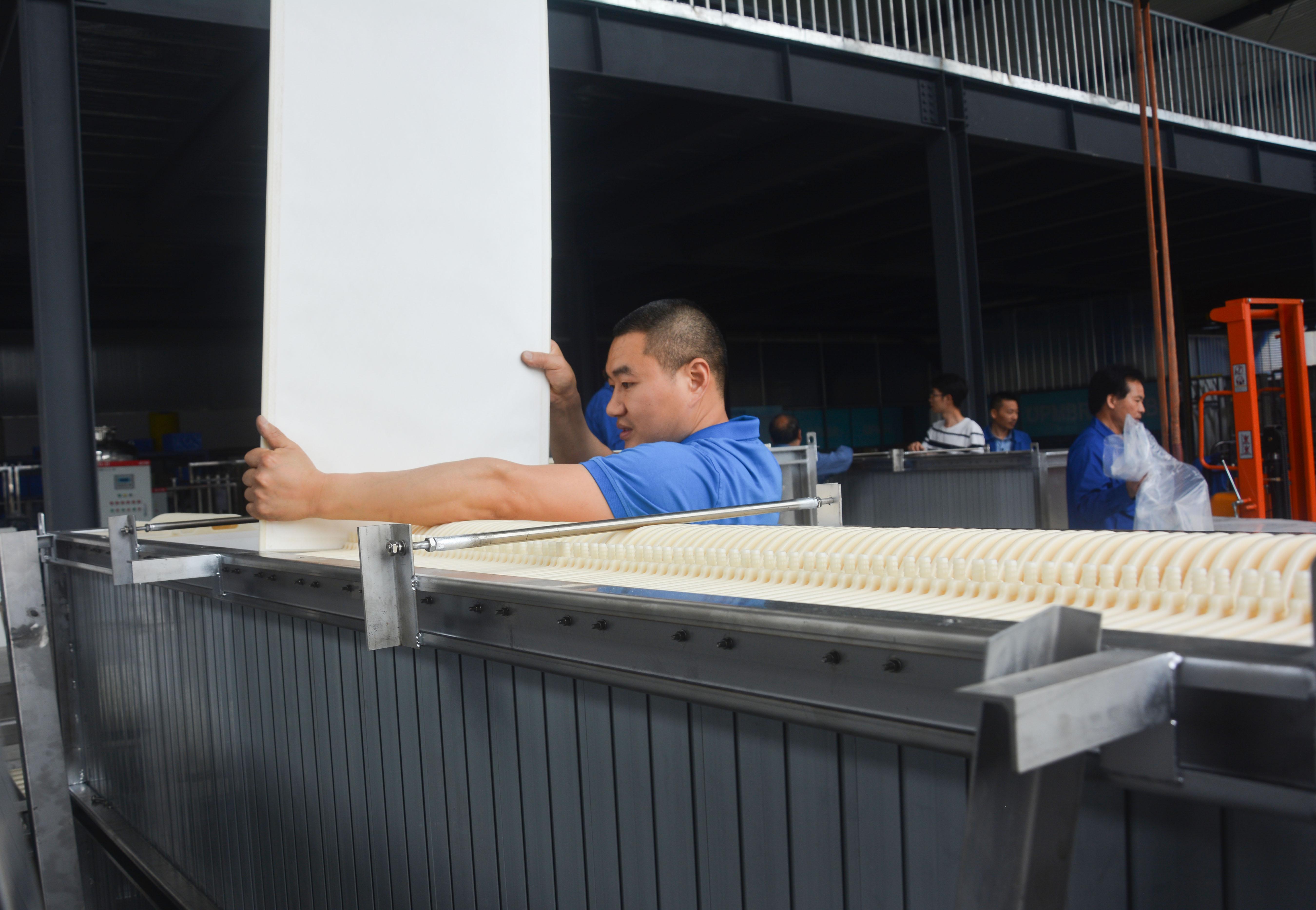 平板MBR膜的运行原理与应用解析 - 知乎