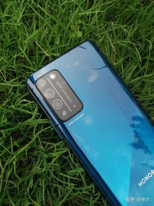 荣耀X10测评：最强的2000元档5G手机