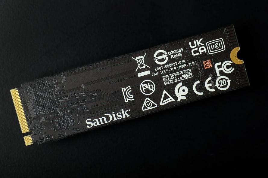 WD_BLACK SN7100评测：性能破7000MB/s的主流SSD - 知乎