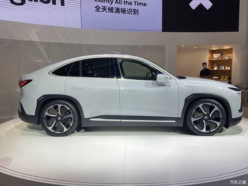 2020成都车展：蔚来EC6售36.8万起，内饰实拍首曝光 - 知乎