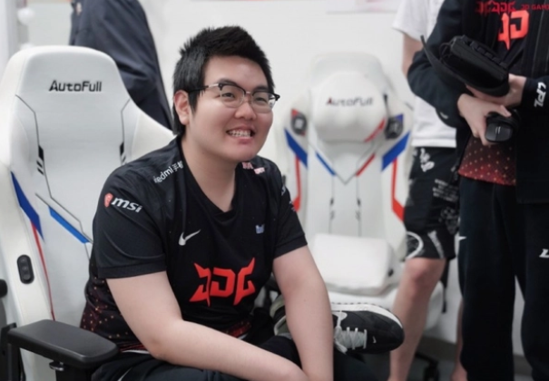 JDG 369背后的男人：Homme教练 - 知乎