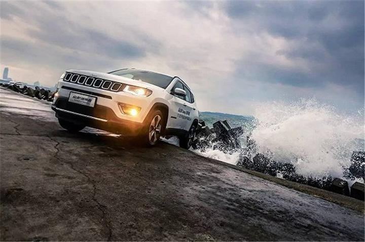 四招PK CR-V、翼虎，全新Jeep指南者更值 - 知乎