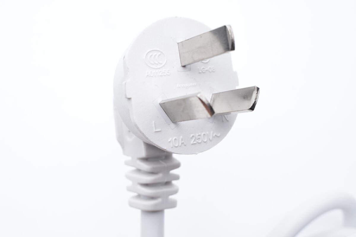 拆解报告：lengon良工四位延长线插座XD-M122 - 知乎