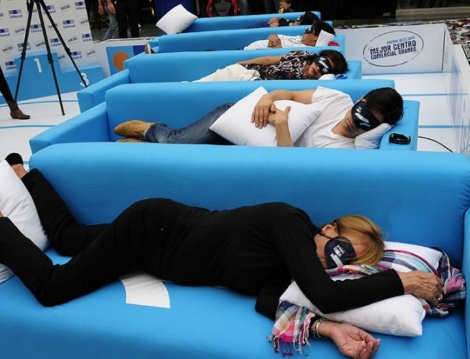 涨知识，午睡竟然是西班牙人“发明”的，还举办了午睡大赛！ - 知乎