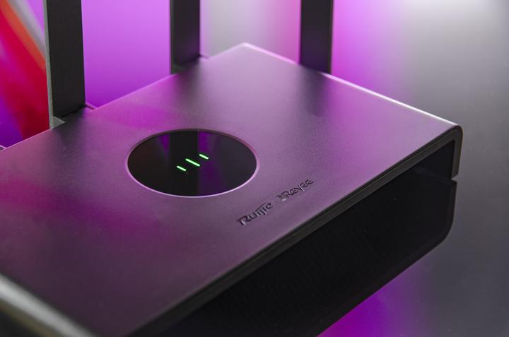 锐捷小钢炮，性价比领先的AC1300无线路由器 - 知乎