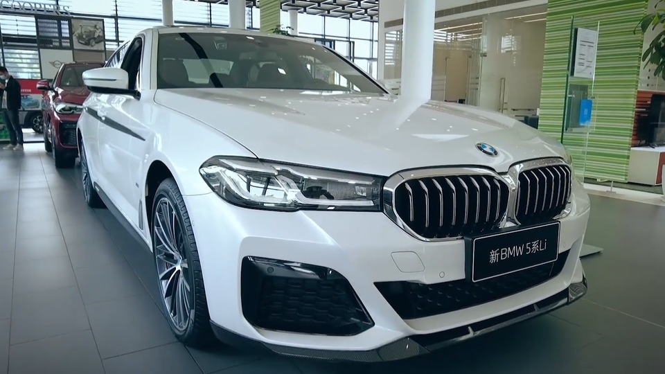 新款宝马530Li上市，领先型够用/豪华型完美，值得多花4万吗？ - 知乎