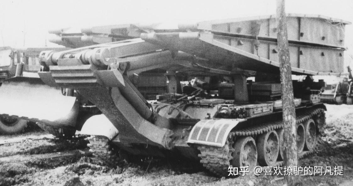 编号17：T-55主战坦克（第六部分）-衍生车型：装甲工程师车辆、工程清障车、扫雪车 - 知乎