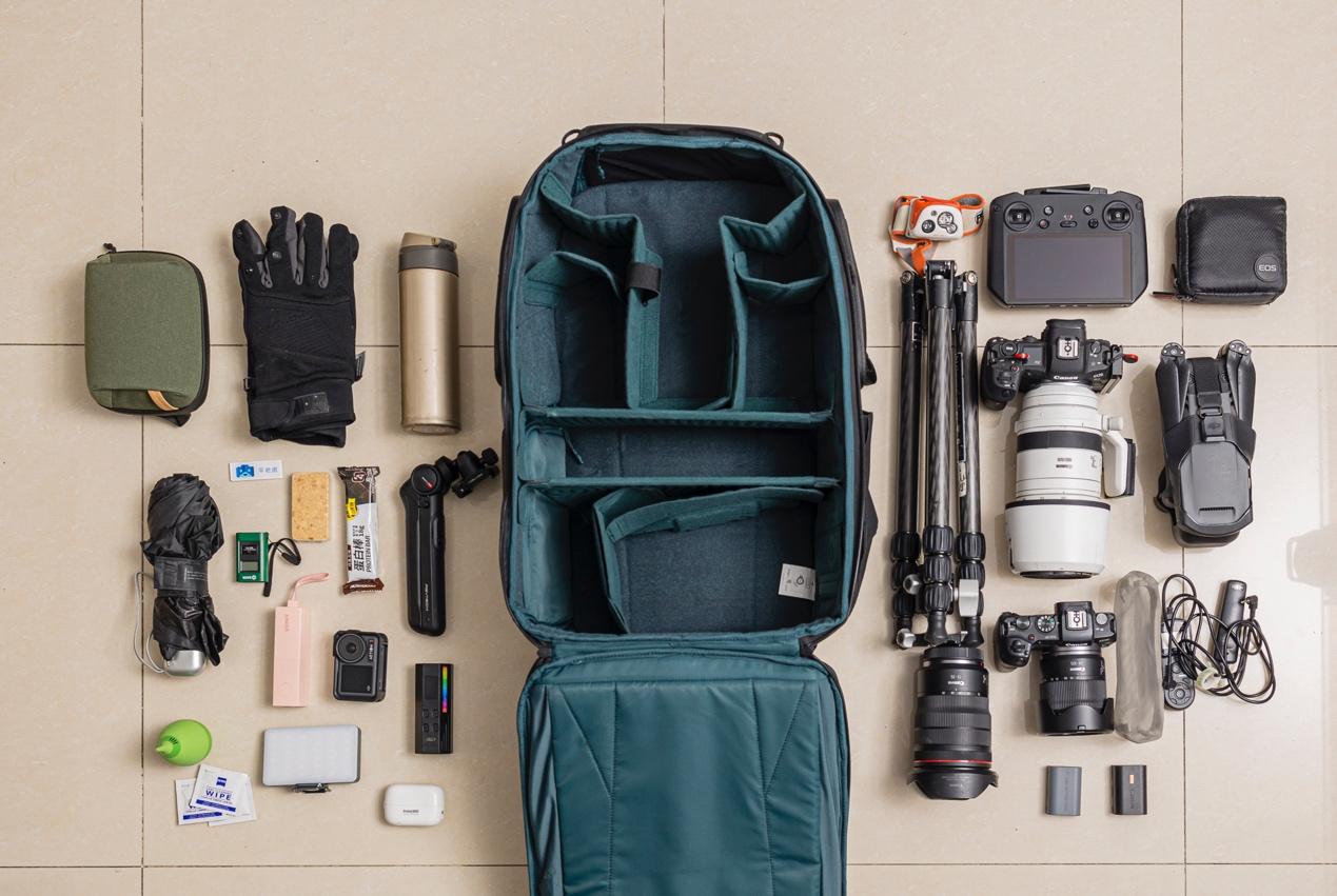有容乃大、归类清晰、方便取用，PGYTECH OneMo 2双肩摄影包使用体验