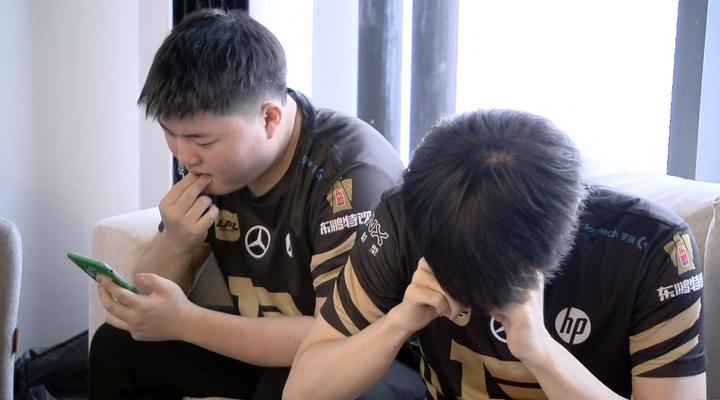 RNG选手重聚失败，Letme婚礼现场，Uzi与MLXG缺席：去了就得打架 - 知乎