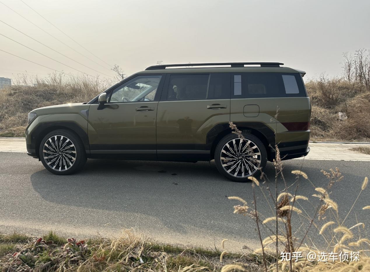 2025款现代胜达怎么样？8AT变速箱如何，HTRAC智能四驱技术 - 知乎