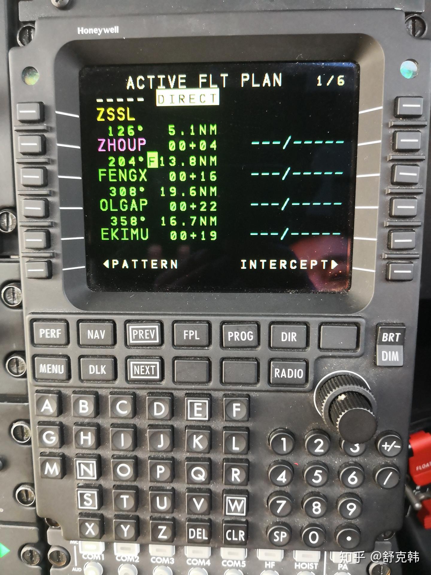 MCDU or FMS，手册要看，实操要练 - 知乎