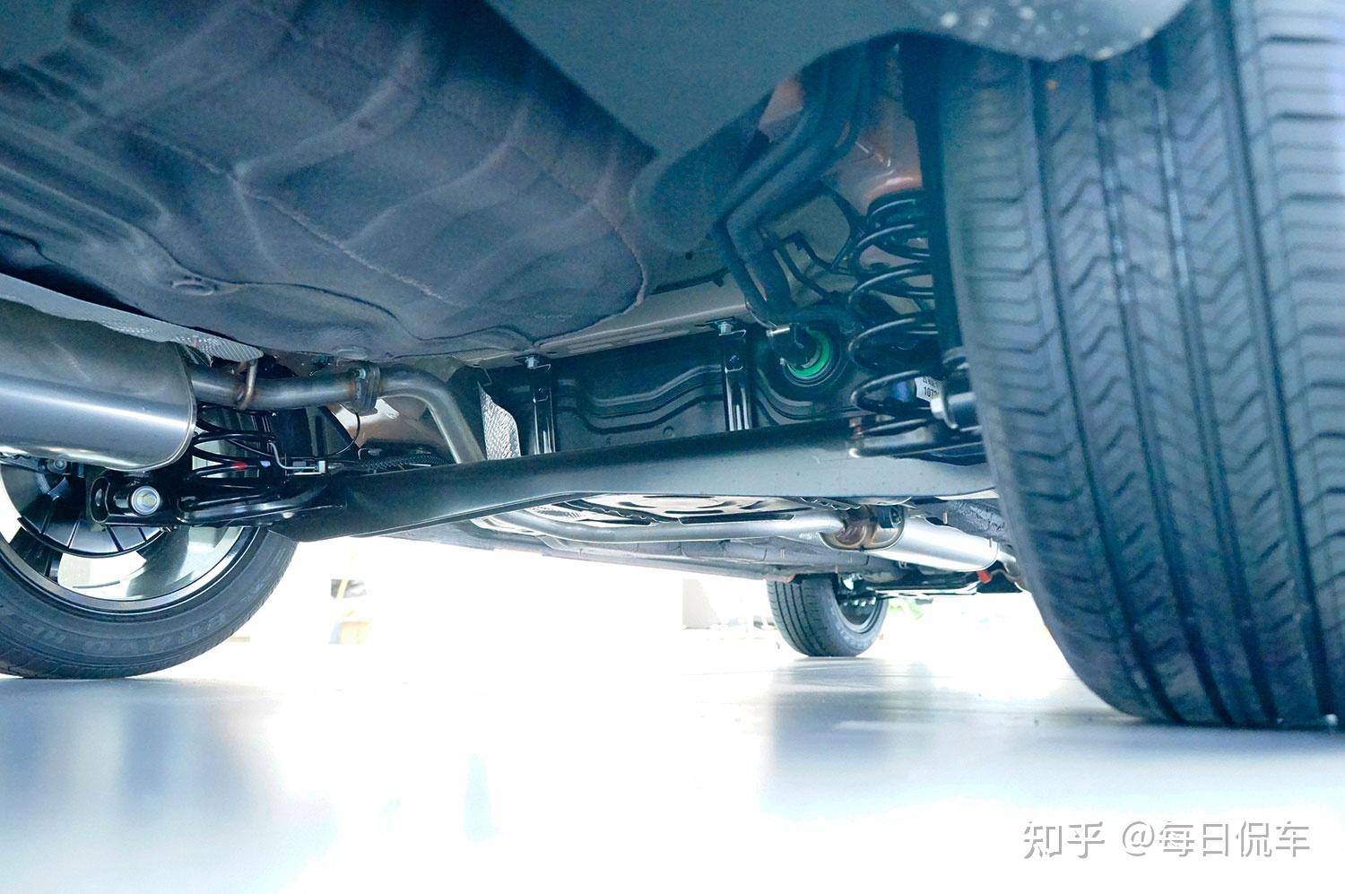 自动挡SUV可10万落地 大空间大屏幕 荣威RX3 PRO实拍简评 - 知乎