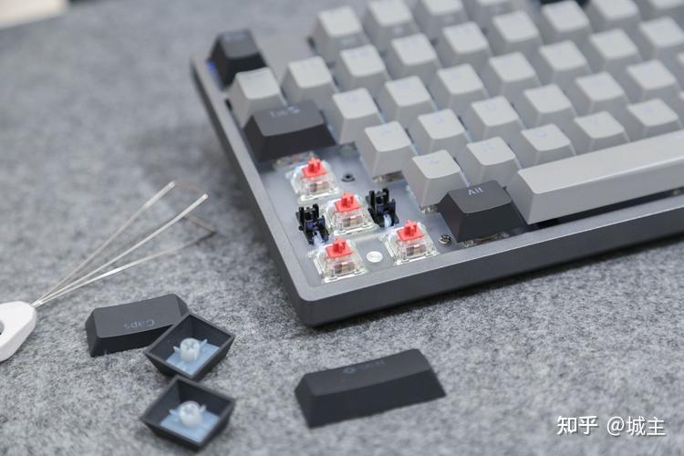 杜伽K320 V2星光版：樱桃MX2A红轴，限定白光，手感一绝