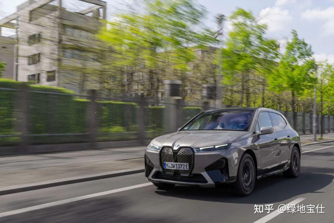 创新BMW iX M60率先搭载宝马自主研发高性能版本电机 - 知乎