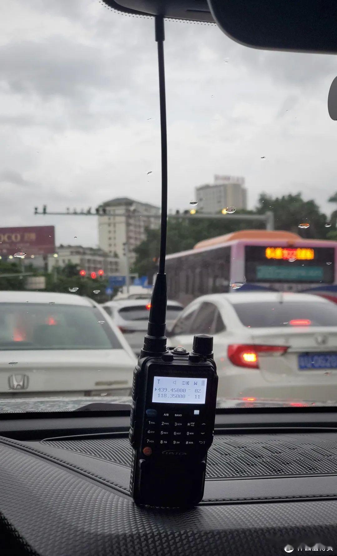 对讲机评测 | 灵通LT-9900对讲机上手体验，性价比真的是高！ - 知乎