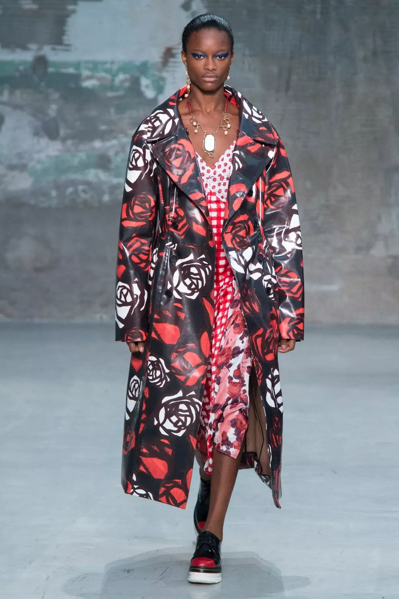 90年代的时装潮流都有哪些？90年代流行什么服饰？90年代的时尚 | 2018的90s复古风潮 - 知乎