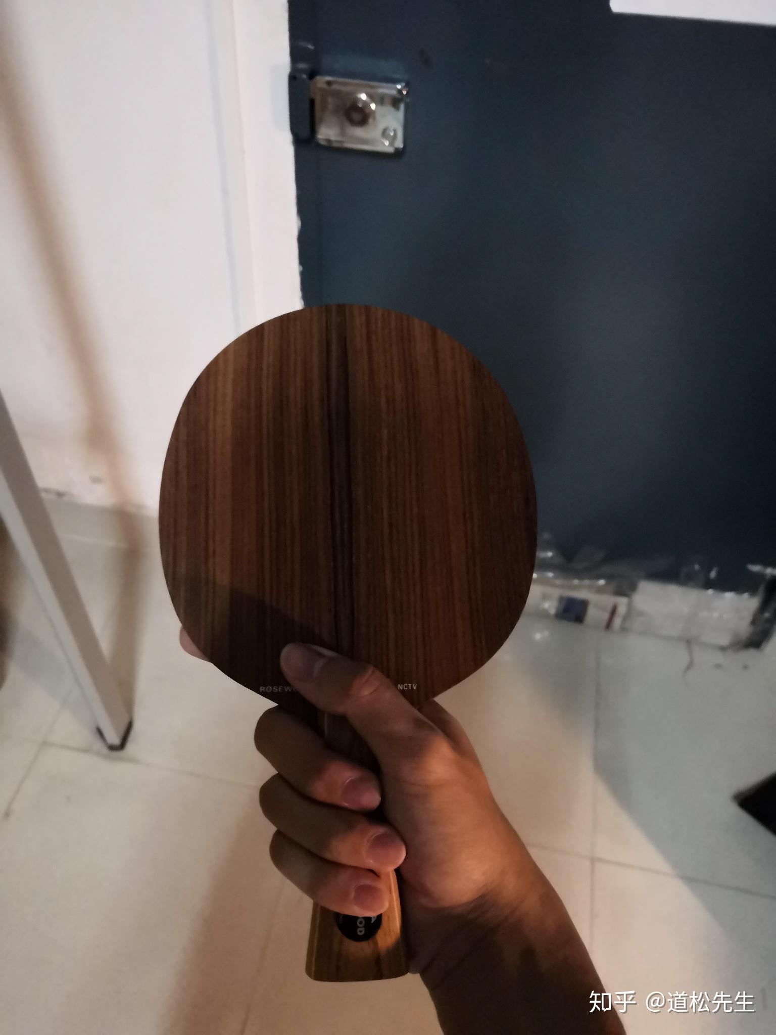 乒乓球横板两种握法哪一个对? 知乎