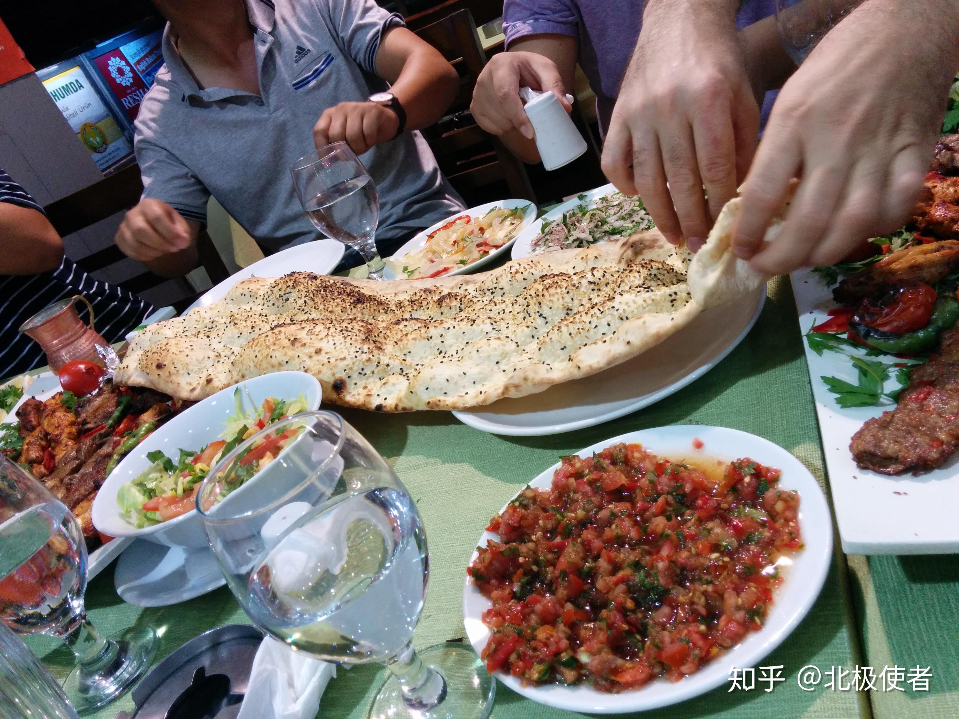 döner、kebab、shawarma、dürüm 之间的关系是什么？ - 知乎