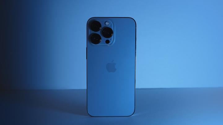 冲上热搜！苹果再爆内鬼，至少6款产品遭泄密！ - 知乎