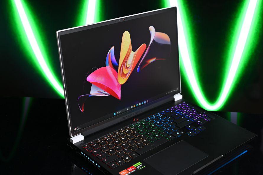 机械师全新曙光16 Pro评测：“二西莫夫”装了长江存储PC411，战力拉满 - 知乎