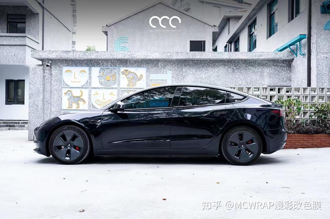 特斯拉Model 3漫彩改色膜PET蓝晶黑,沉稳纯正的黑色 - 知乎