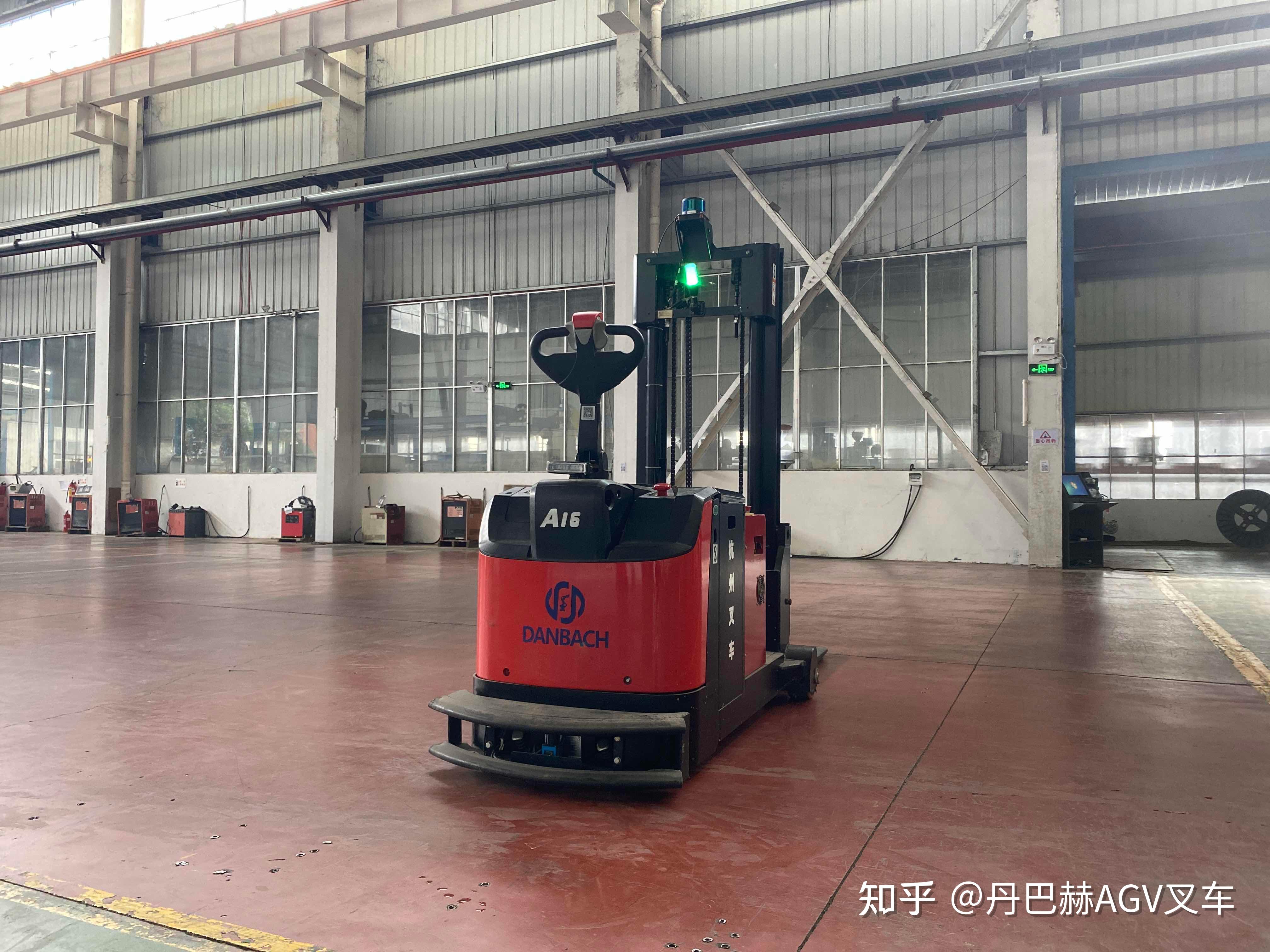 AGV叉车的技术原理及其应用特点 - 知乎
