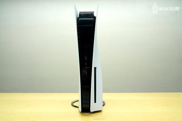 国行 PS5 轻薄版评测：更大的硬盘，更小的体积 - 知乎